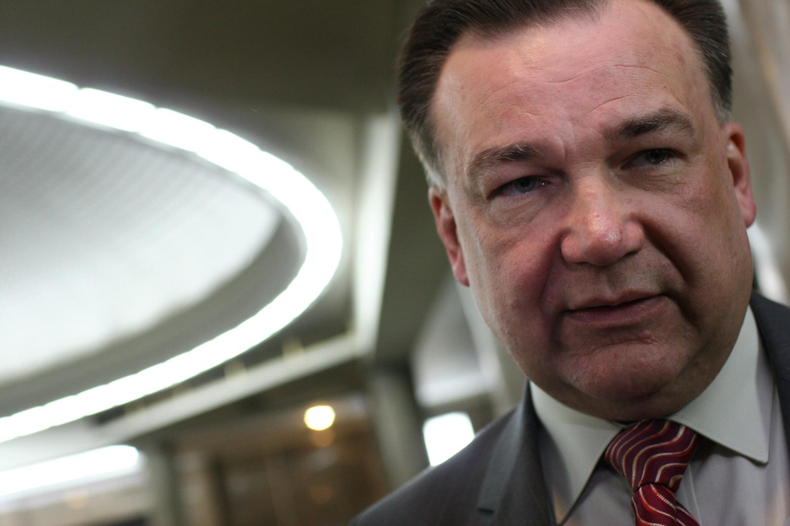 Struzik uległ przedsiębiorcom - Puls Biznesu - pb.pl